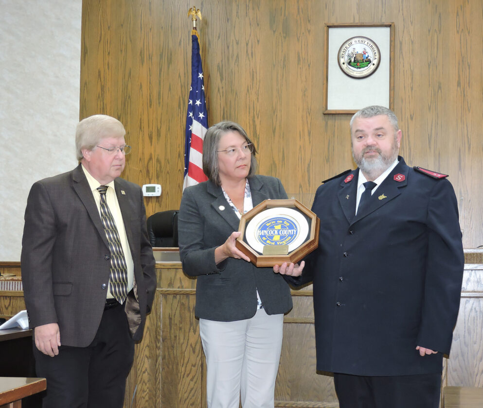 Hancock Commission thanks Hunt for service | News, Sports, Jobs - The ...